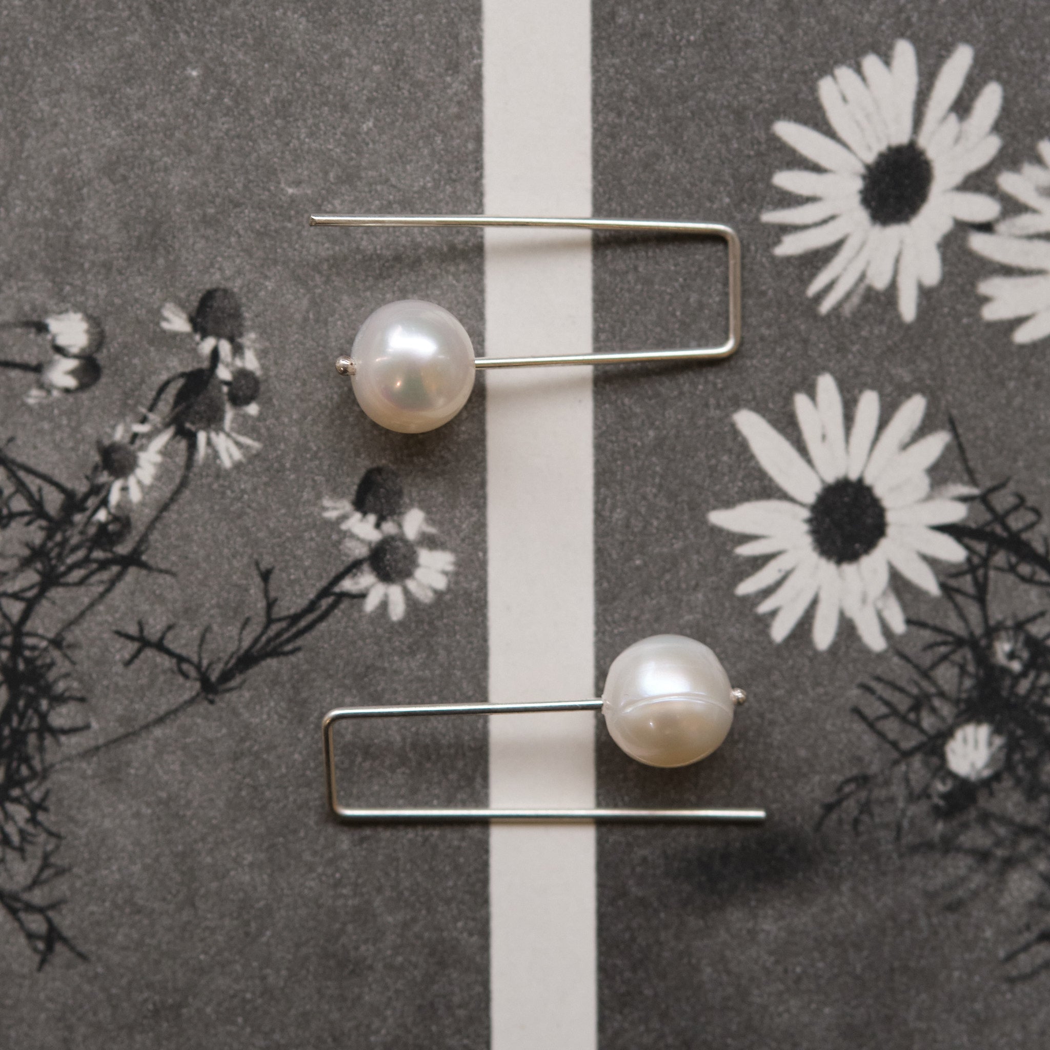 ABACUS THREAD-THROUGHS – Ernest & Joe
